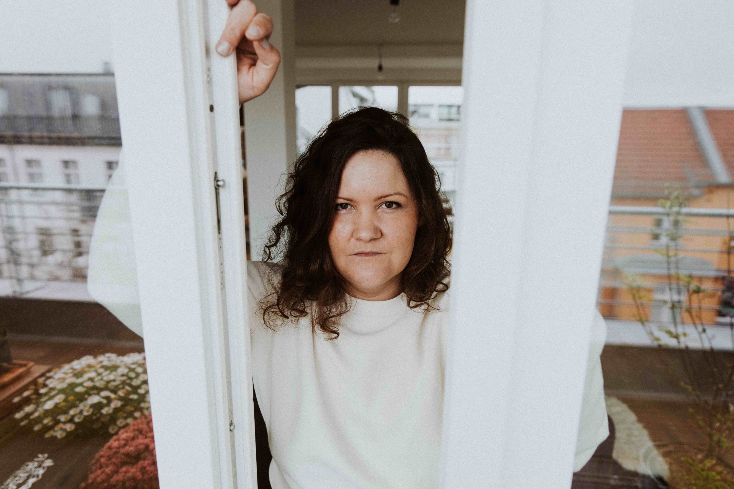 Empowerment fürs Wochenbett: Lea Borgmann - Mrs.CITY Berlin